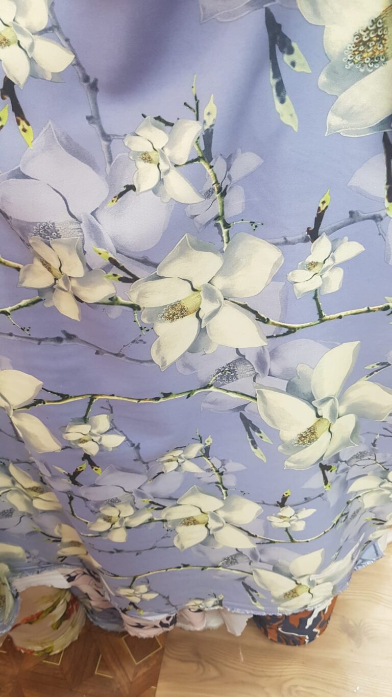 Barbie imprimat - textile-fine.ro